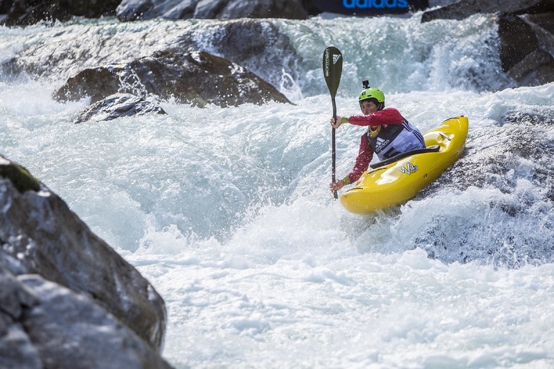 Aniol Serrasolses, subcampeón del mundo de kayak extremo en Austria