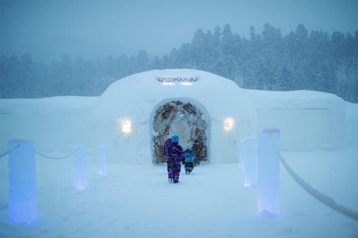 Conviértete en un esquimal alojándote dentro un hotel iglú o hotel de hielo