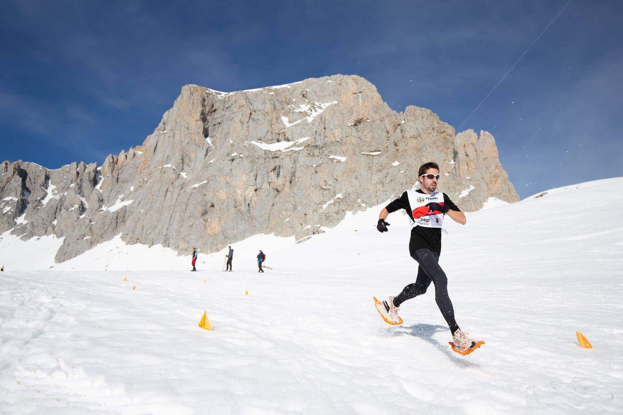 Roberto Ruiz, cuarto título de Campeón de España de raquetas de nieve
