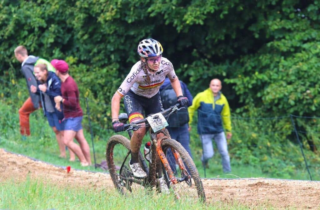 Loana Lecomte se proclama campeona de Europa XCO 2022