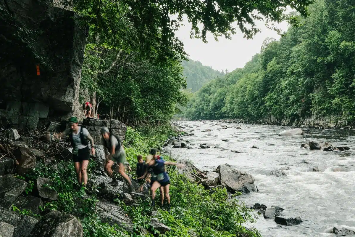 Jean-François Cauchon y Anne Champagne dominan el Quebec Mega Trail 2024