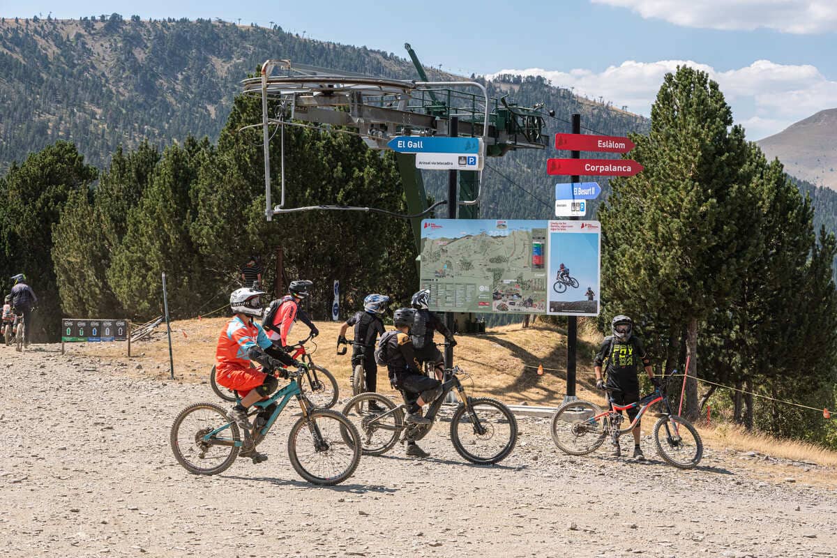 Descubre el mapa y la guía completa del bike park de Pal Arinsal