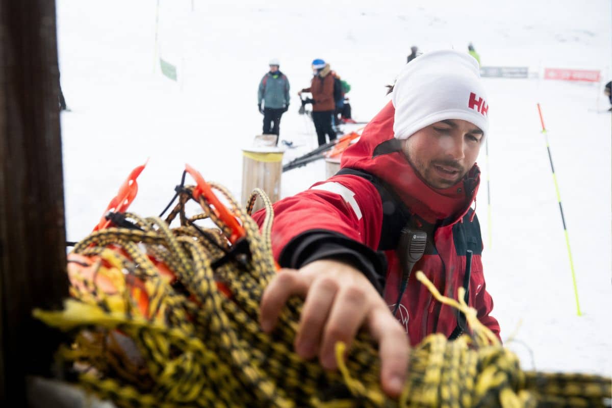 Port Ainé homenajea a los písters, claves en la seguridad de pistas